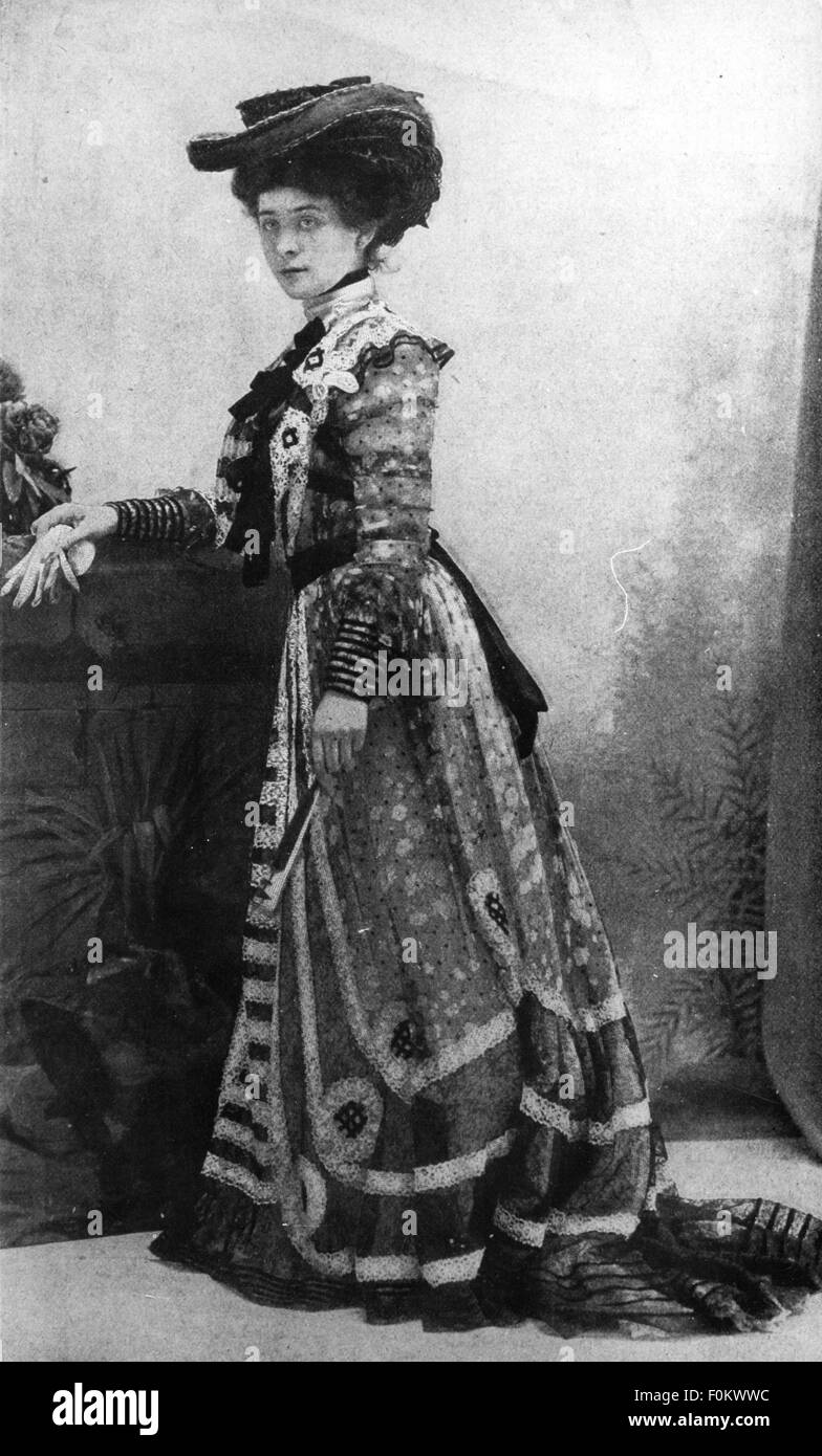 1901 fashion hi-res stock photography and images - Alamy