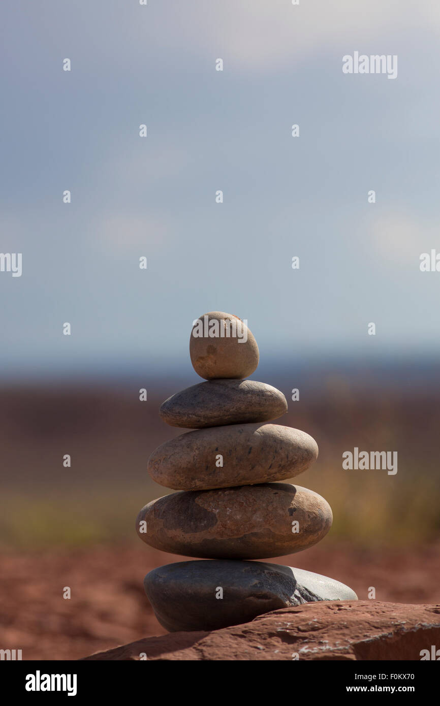 Stones balance - pebbles stack in the desert of Arizona Stock Photo - Alamy