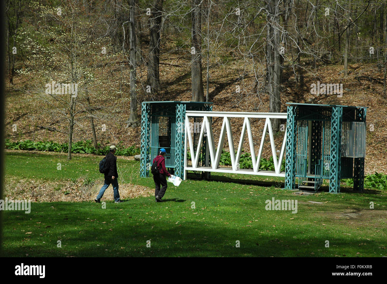 Siah Armanjani, Gazebo for 2 Anarchists: Gabriela Antolini and Alberto ...