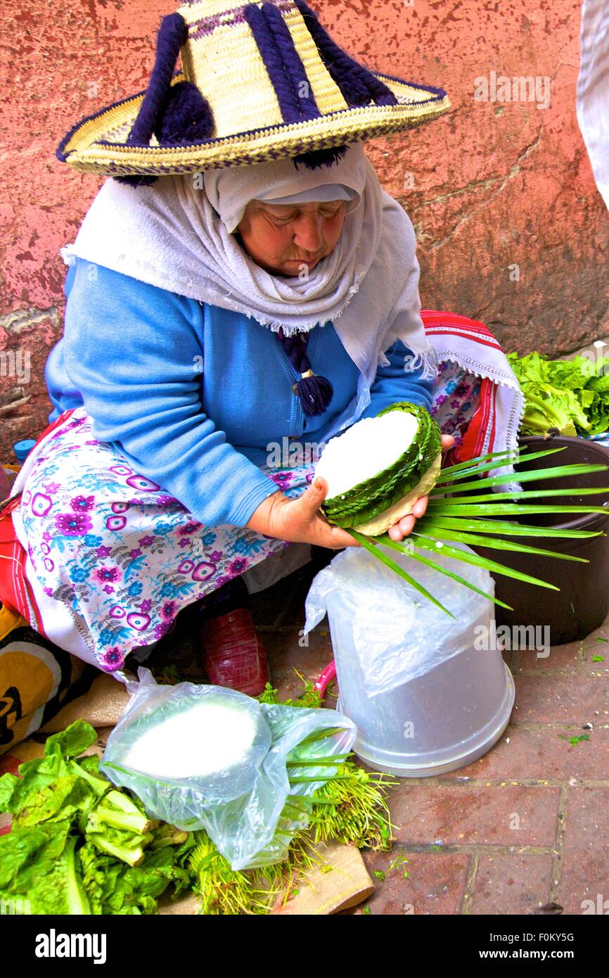 Berber vendors market tangier morocco hi-res stock photography and ...