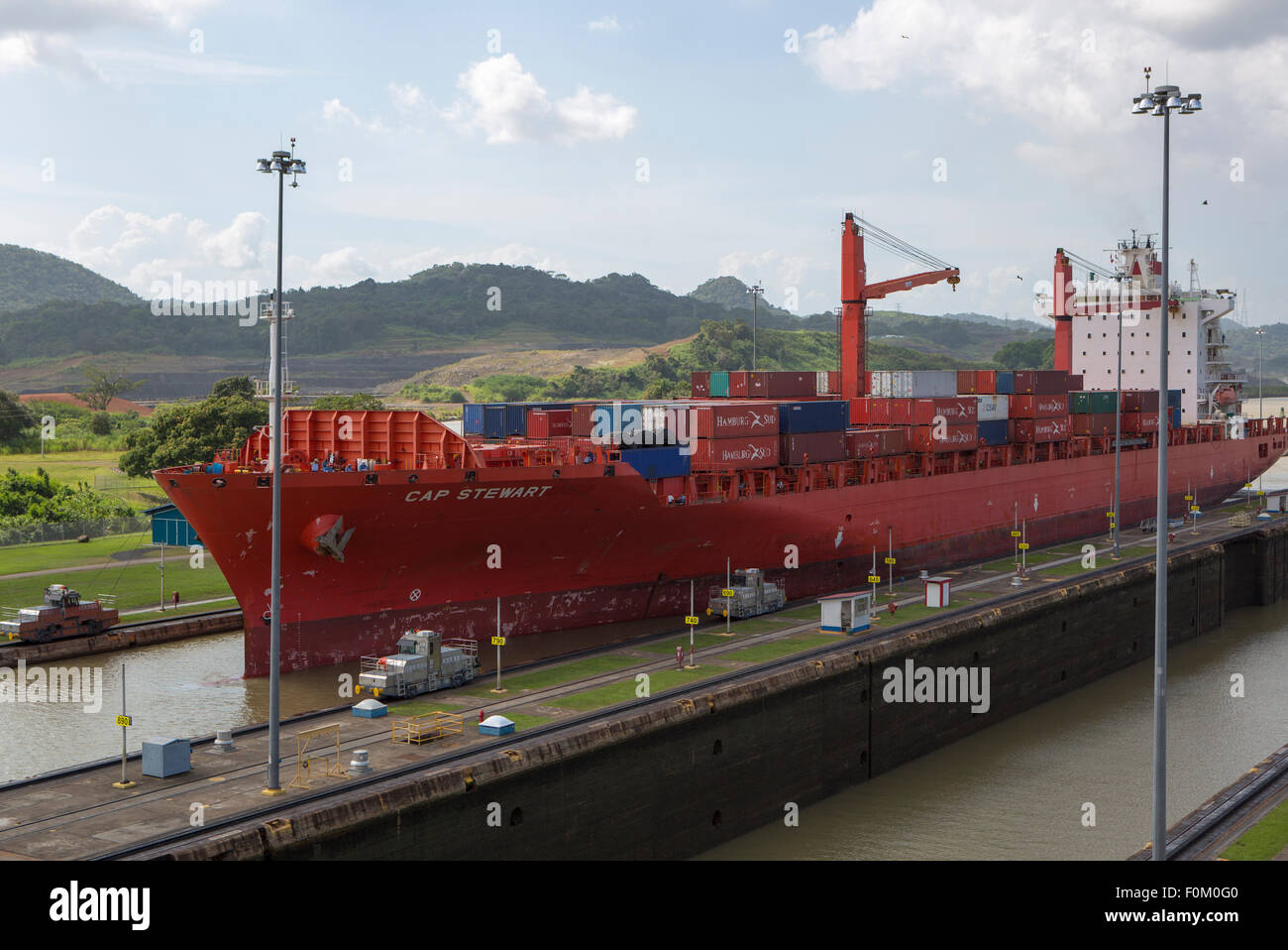 Red Cap Stewart container ship entering in the basin of Miraflores ...