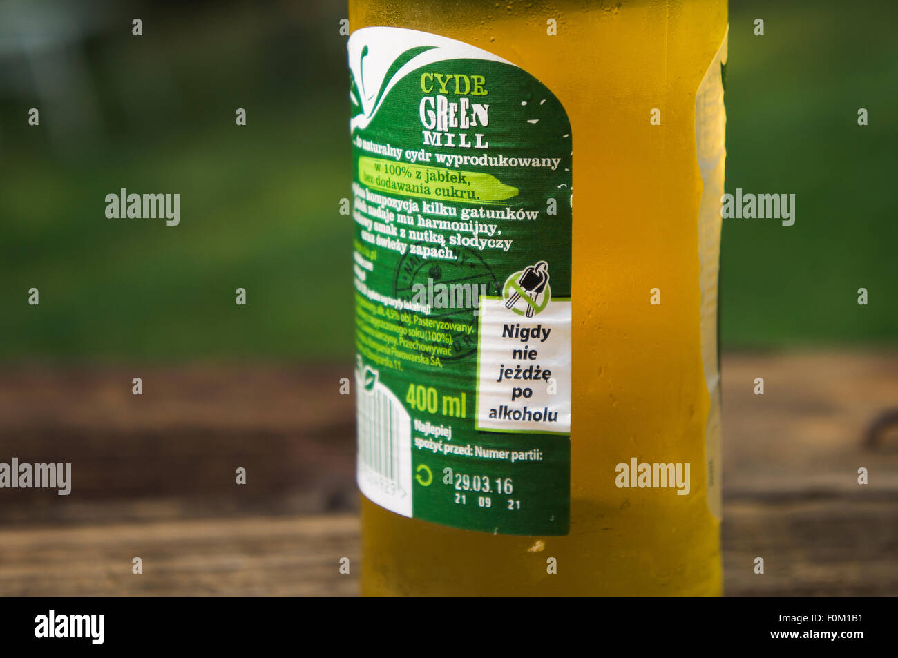 CYDR GREEN MILL, cider, bottle, vignette, "Nigdy nie jezdze po alkoholu ...