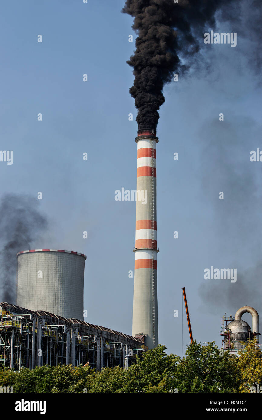 Unipetrol petrochemical plant, fire Stock Photo - Alamy