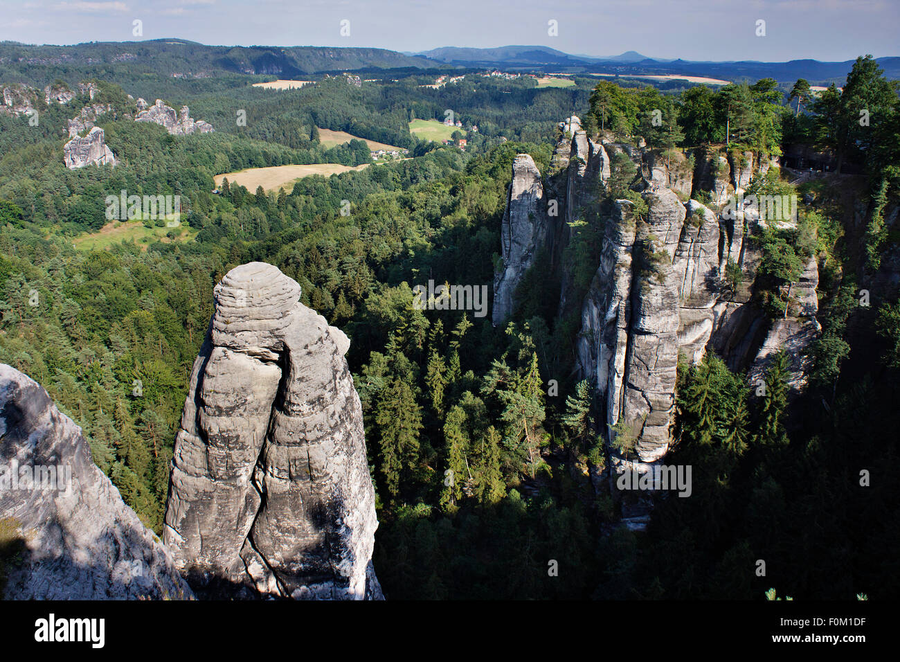 cliffs, rocks, Elbe Sandstone Mountains, Saxon Switzerland, landscape ...