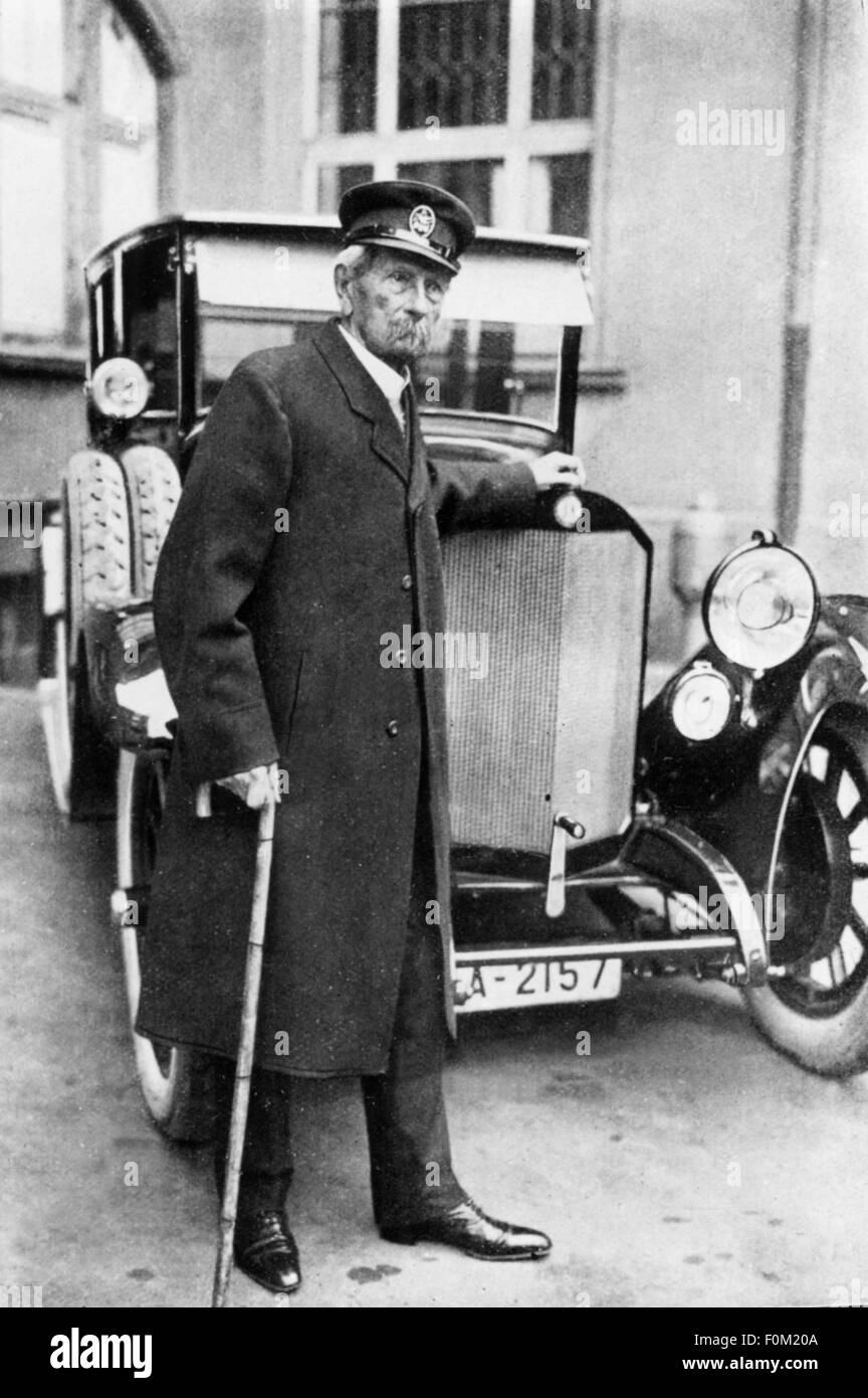 Daimler benz 1920s hi-res stock photography and images - Alamy