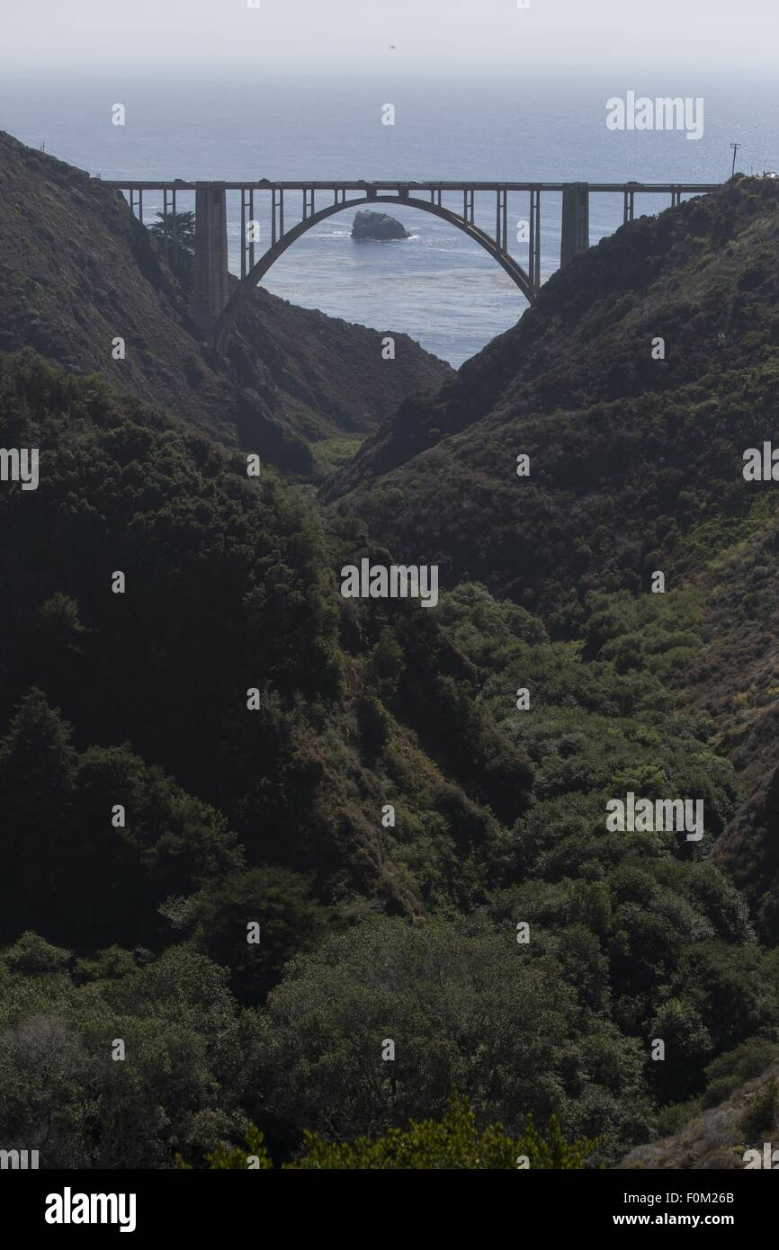 Reinforced concrete open spandrel arch bridge hi-res stock photography ...