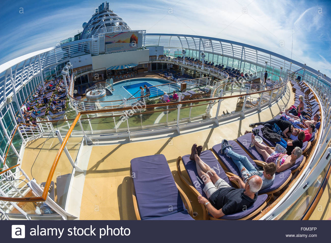 Azura Cruise Ship P&o Stock Photos & Azura Cruise Ship P&o Stock Images ...