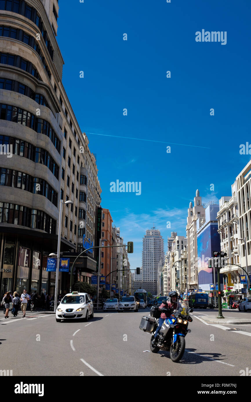 Busy madrid hi-res stock photography and images - Alamy