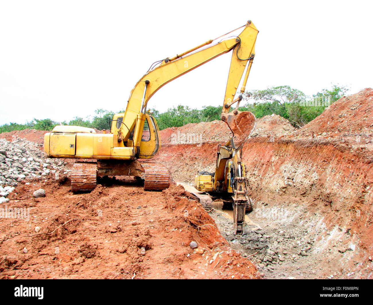 Heavy working machines hi-res stock photography and images - Alamy