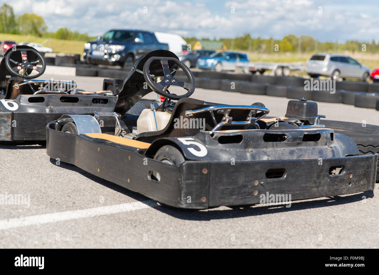 close up of kart on speedway track from back Stock Photo - Alamy
