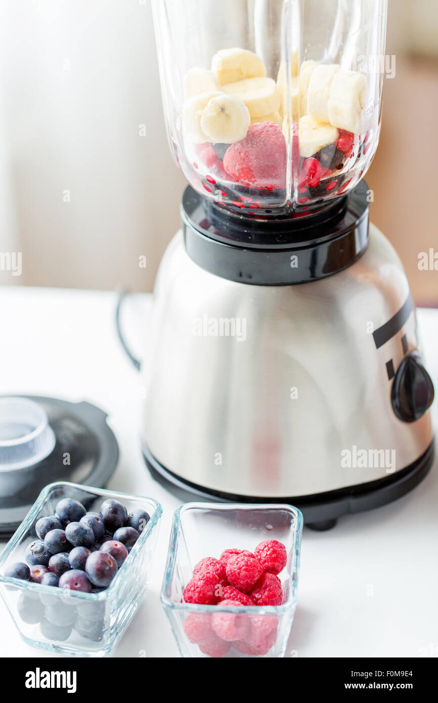 Blender fruits hi-res stock photography and images - Alamy