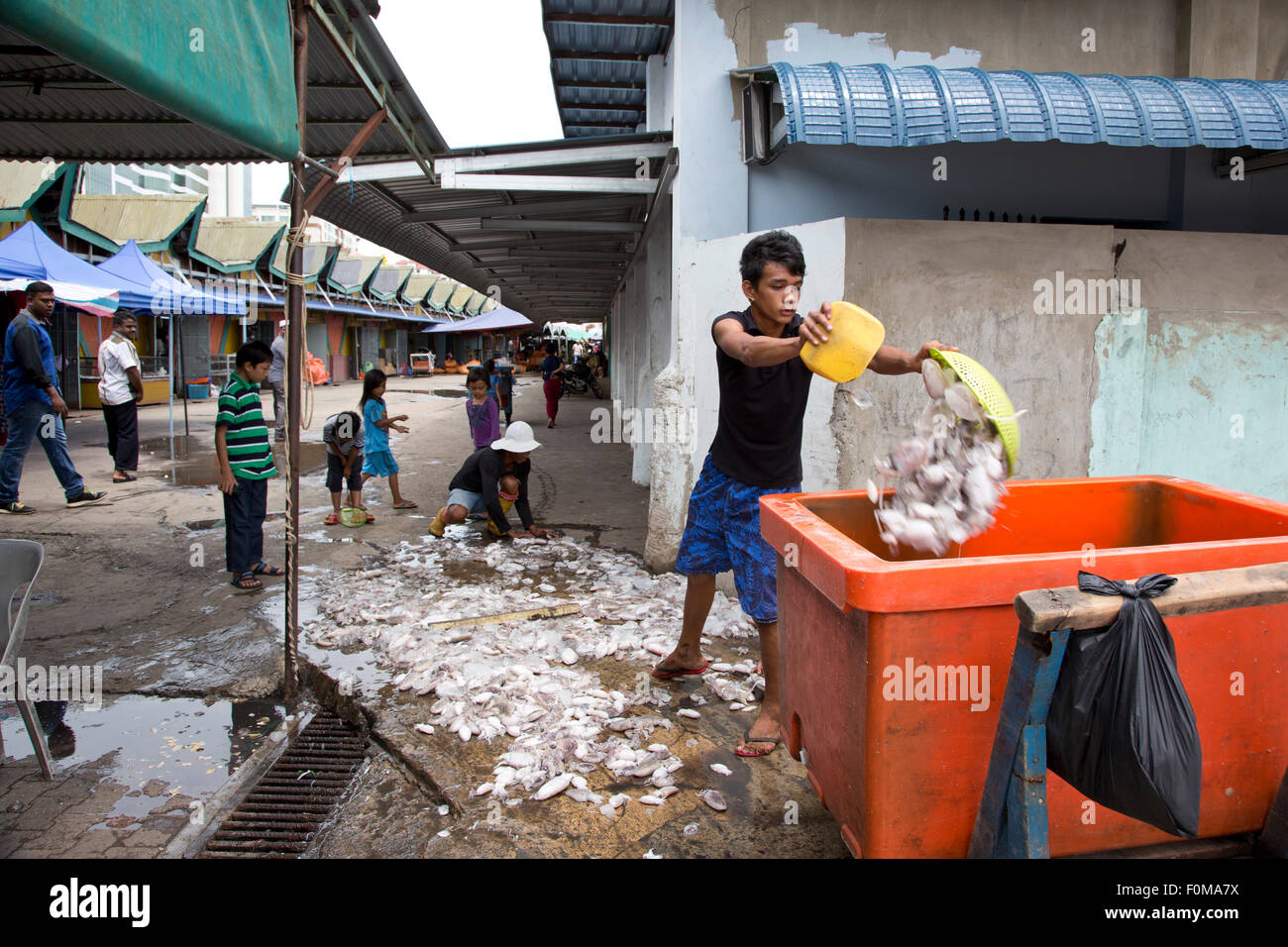 Fish Market Sandakan Harbour Borneo Sabah Malaysia Stock Photo - Alamy