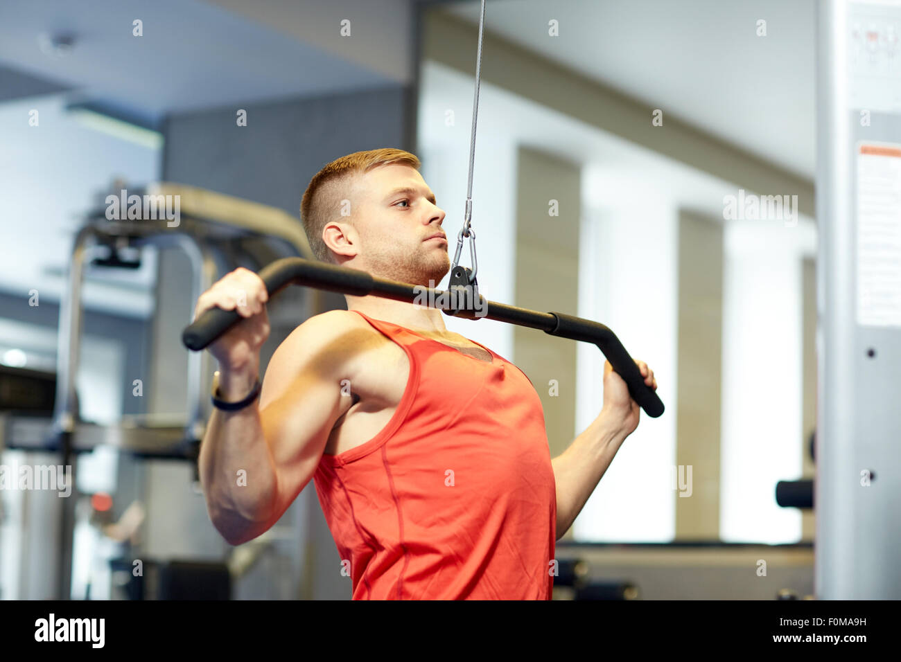 Cable machine hi-res stock photography and images - Alamy
