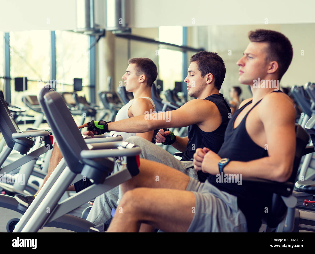 Group of men working out in gym hi-res stock photography and images - Alamy