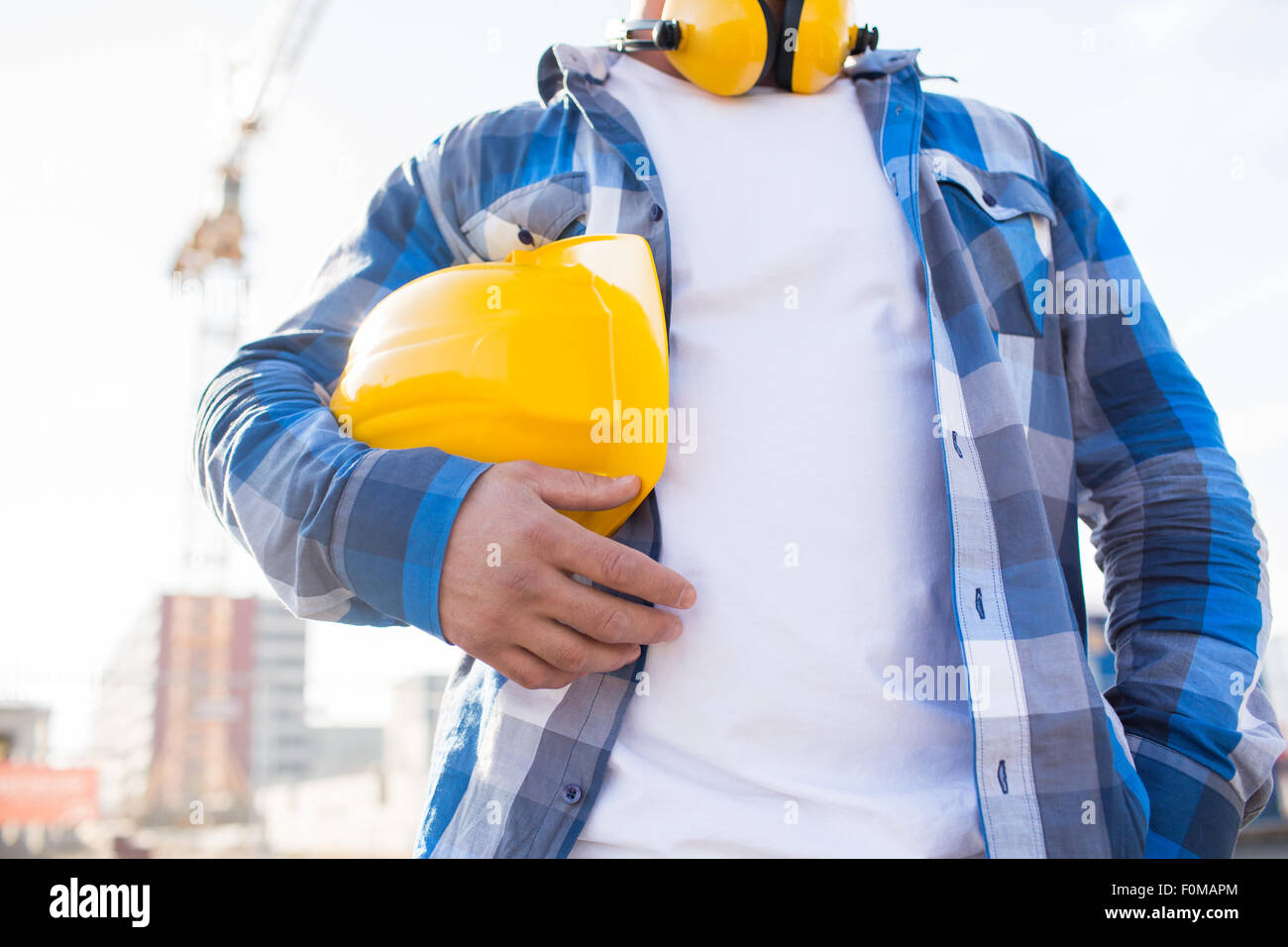 Hand holding building hi-res stock photography and images - Alamy