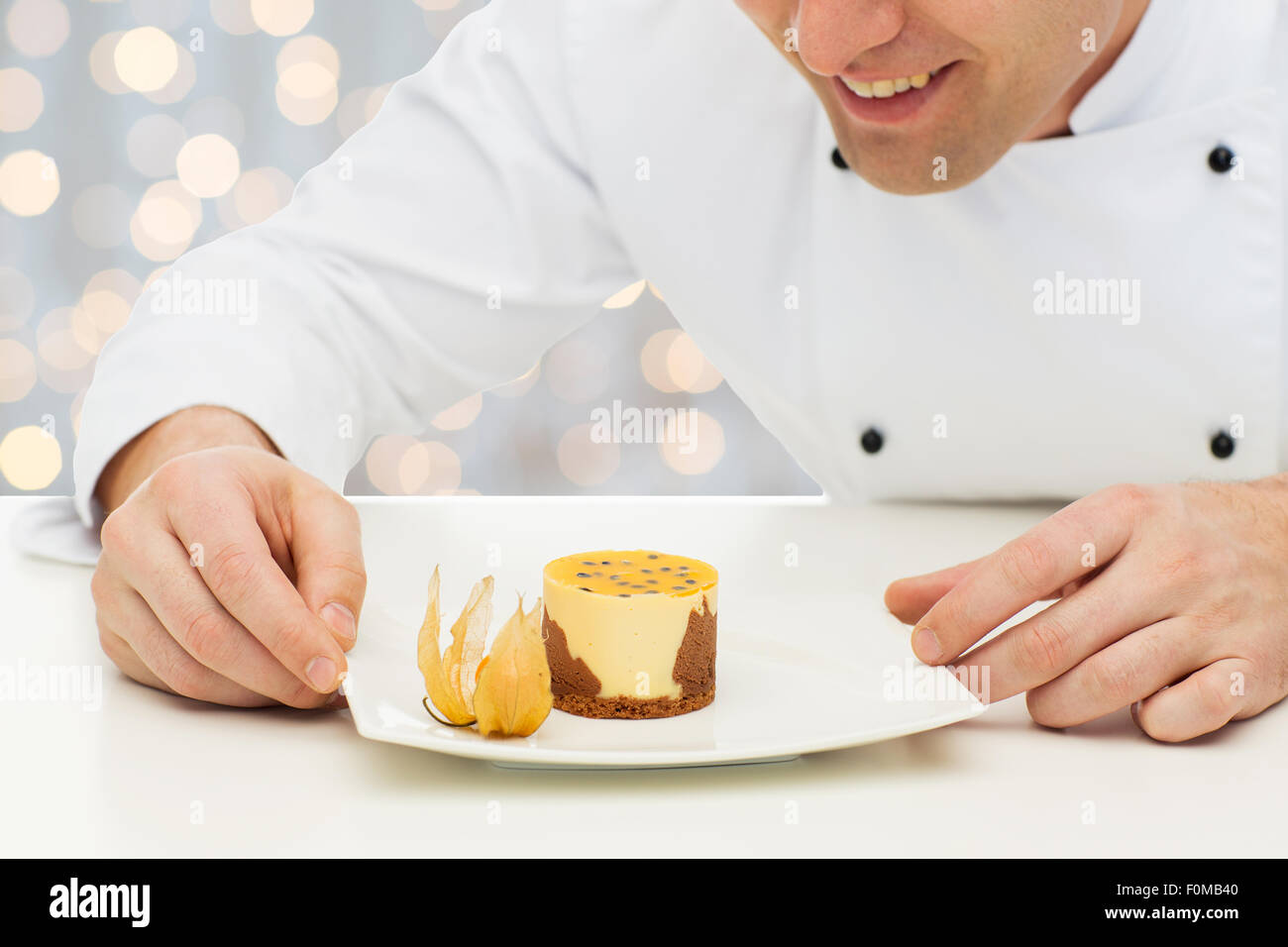 Man cook hi-res stock photography and images - Alamy