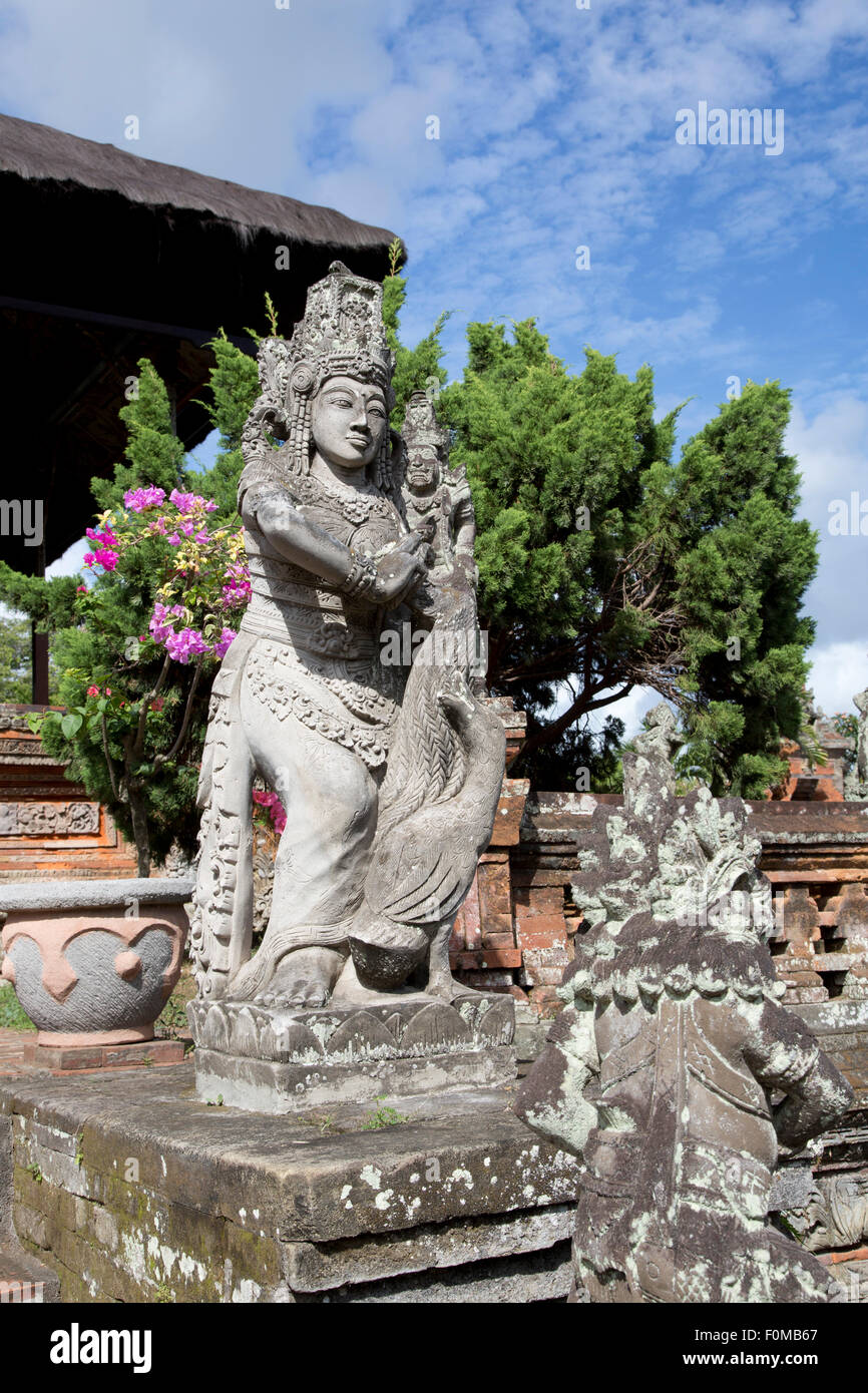 The Royal Courts of Justice in Klungkung Bali Stock Photo - Alamy