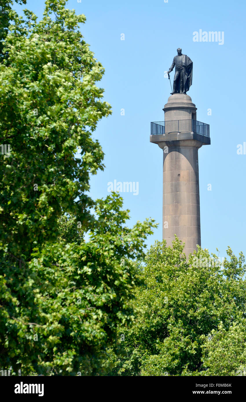 London, England, UK. Duke of York's Column on the Mall / Waterloo Place ...