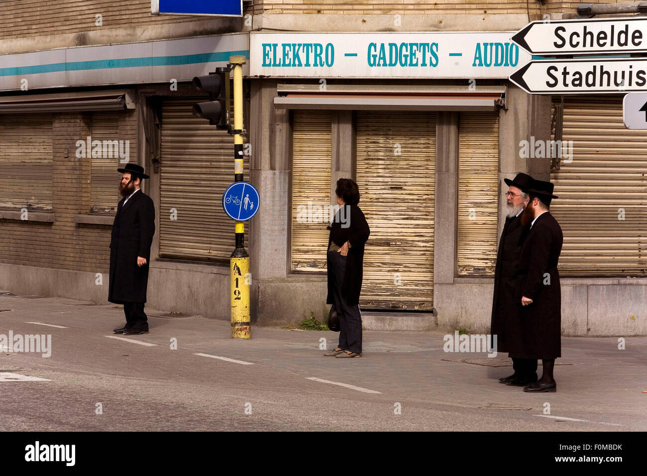 Antwerp Jew High Resolution Stock Photography and Images - Alamy