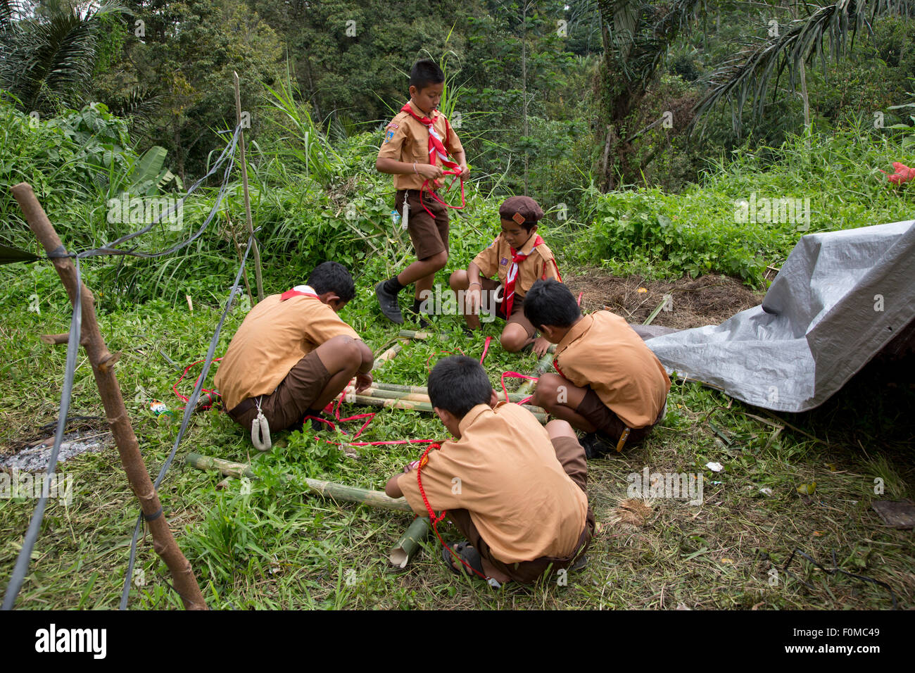 Scouts guides camp hi-res stock photography and images - Alamy