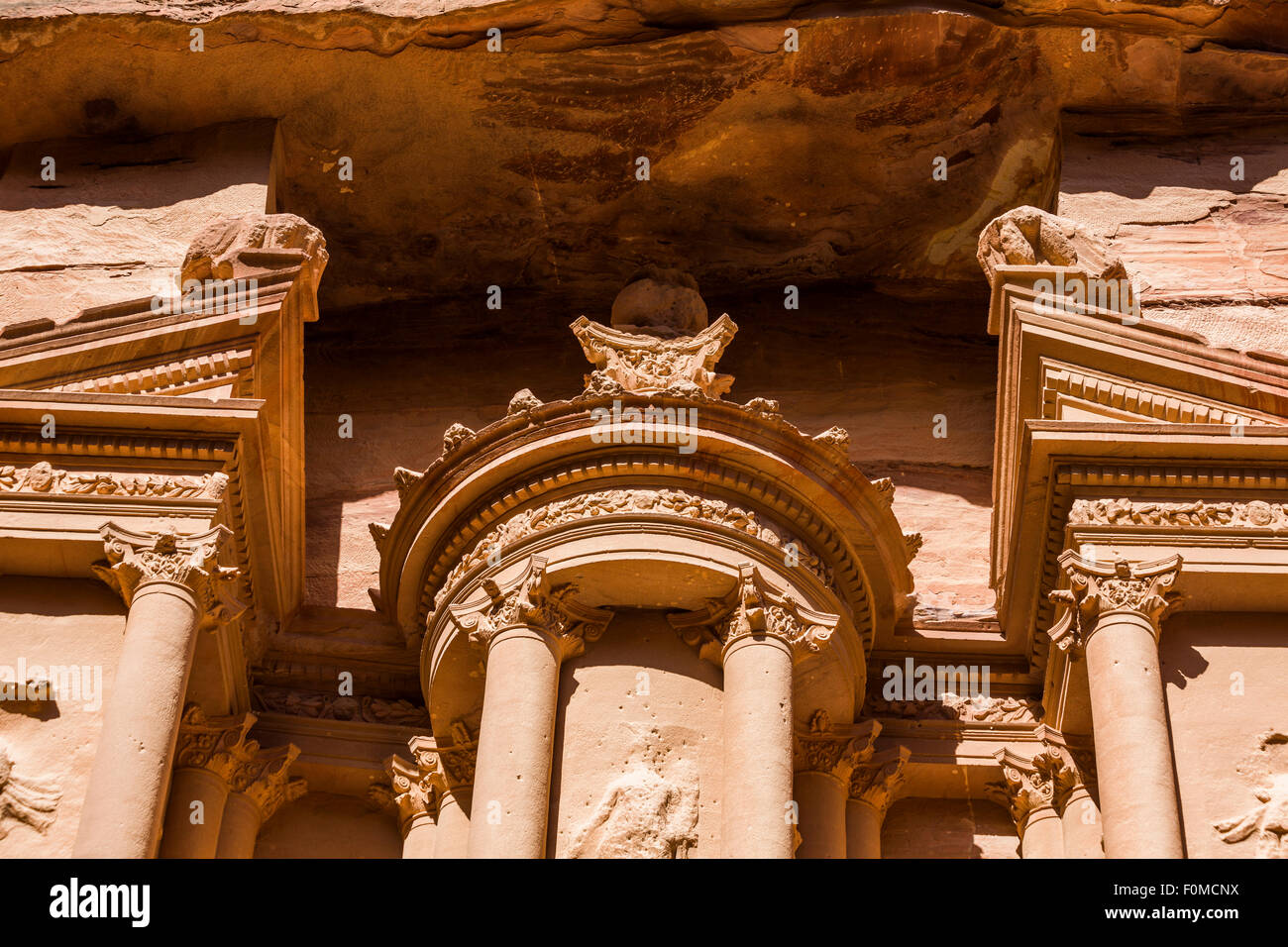 detail of al-Khaznah or the Treasury, Petra, Jordan Stock Photo - Alamy