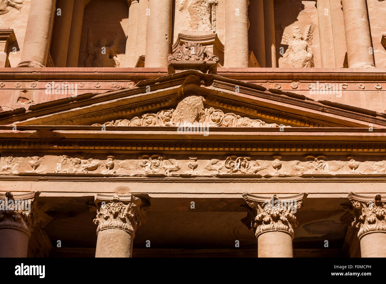 Defaced monument hi-res stock photography and images - Alamy