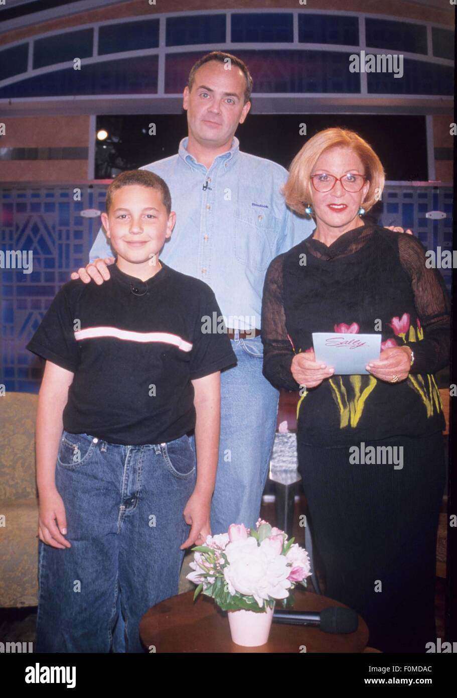 Sally jessy raphael show hi-res stock photography and images - Alamy