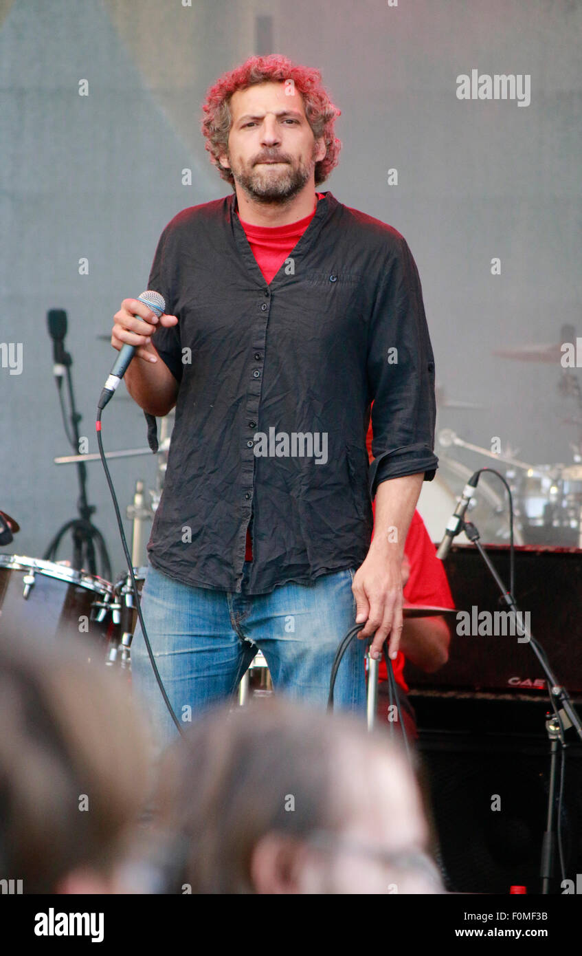 Maracas hi-res stock photography and images - Alamy