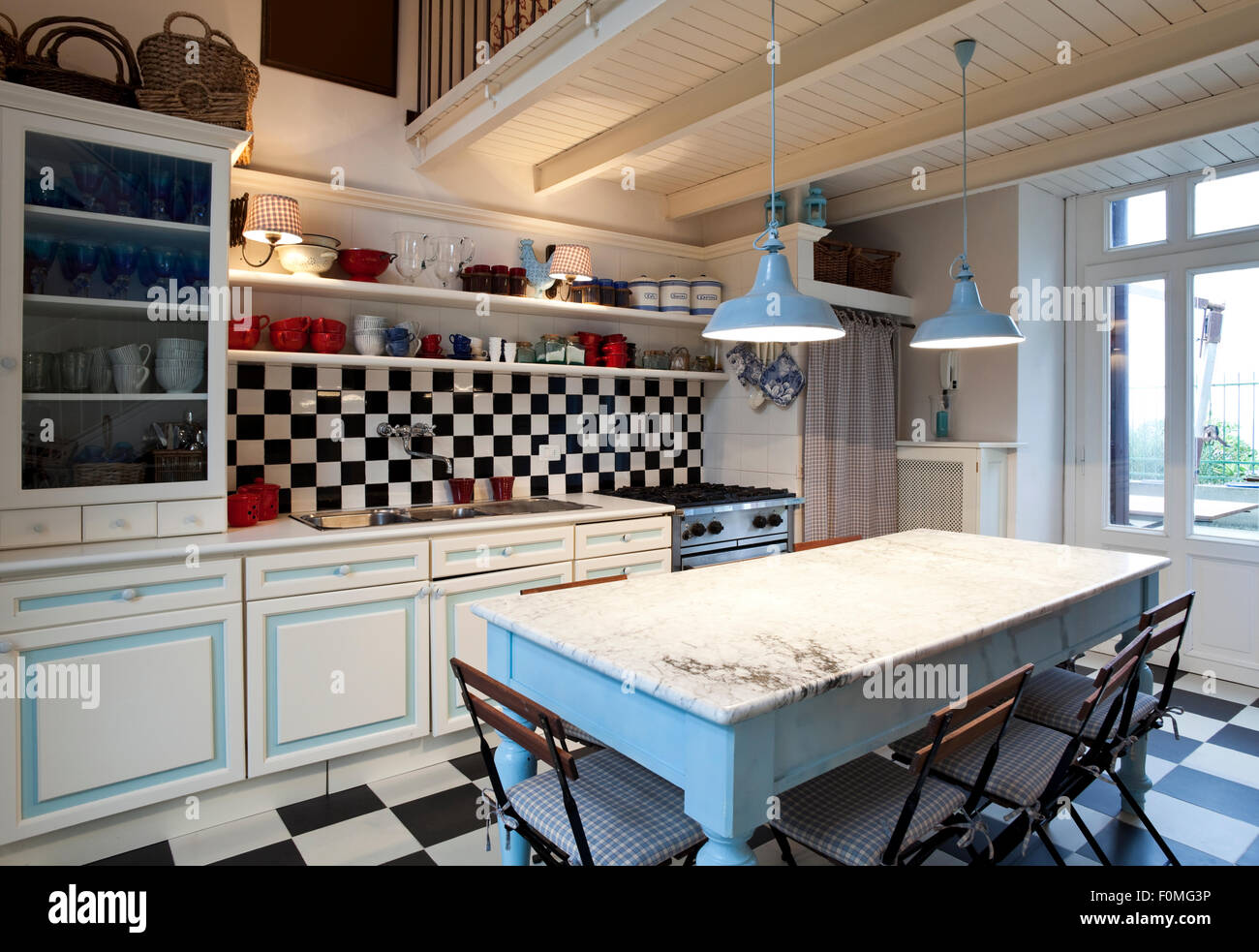 chessboard tile, kitchen interior Stock Photo - Alamy