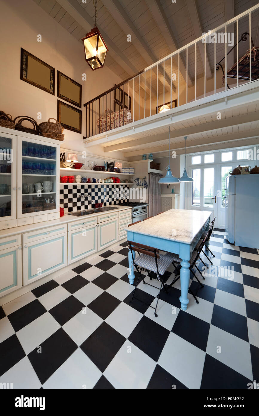 chessboard floor, kitchen interior Stock Photo - Alamy