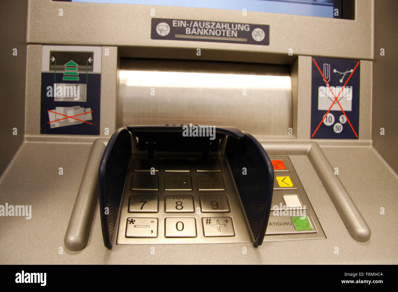 APRUIL 2008 - BERLIN: an Automatic Teller Machine (ATM) in a bank in ...
