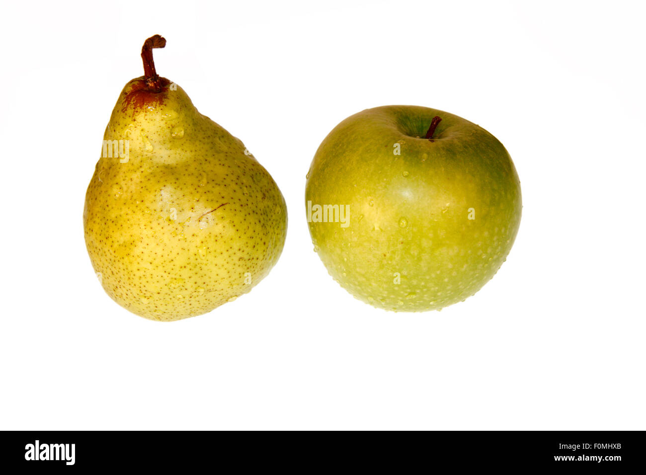 Birne/ pear / Apfel/ apple - Symbolbild Nahrungsmittel Stock Photo - Alamy