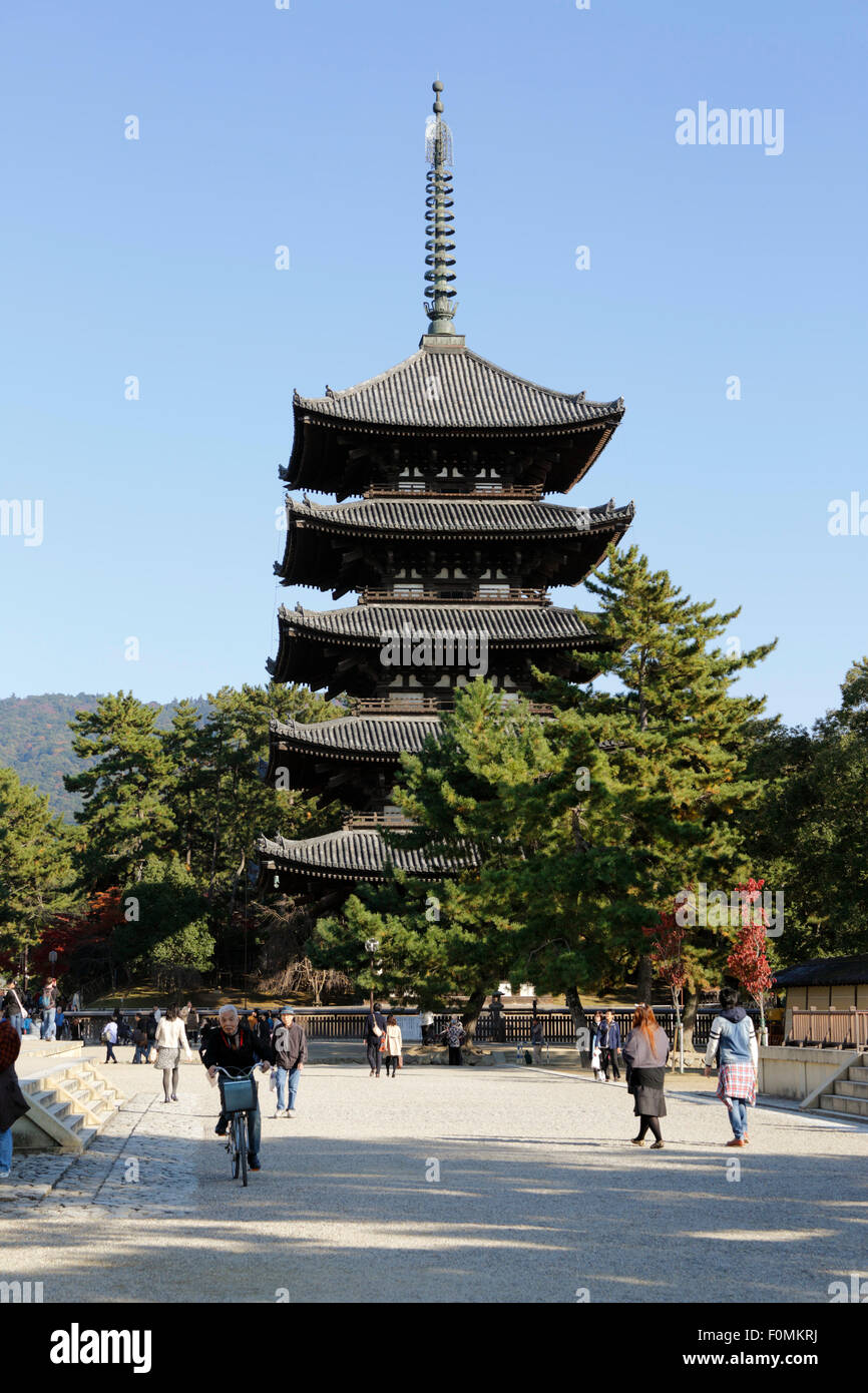 Five storey pagoda hi-res stock photography and images - Alamy