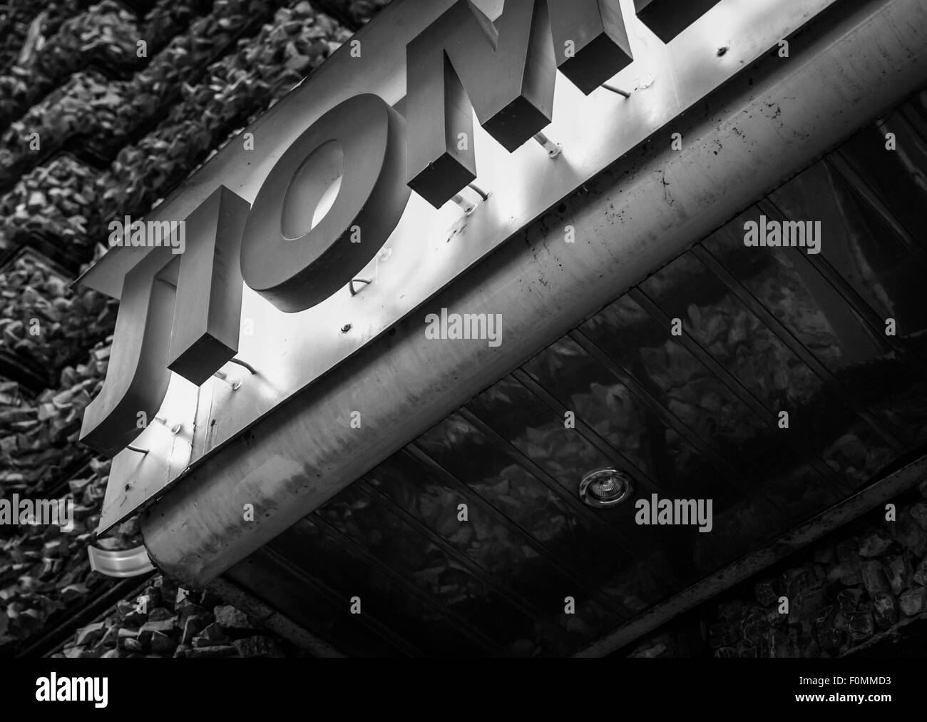 Red marks window hi-res stock photography and images - Alamy