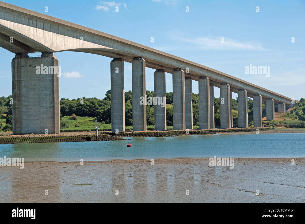 Orwell Bridge Orwell River Ipswich Suffolk Stock Photo - Alamy