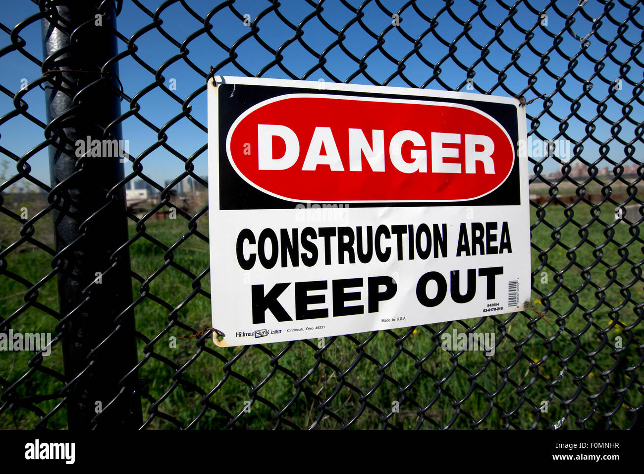 Caution sign hi-res stock photography and images - Alamy
