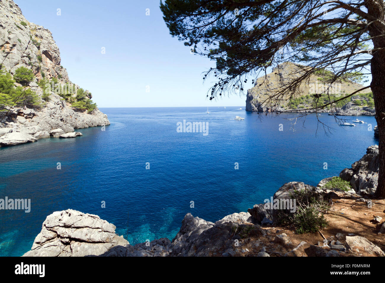 Mallorca inlet beach hi-res stock photography and images - Alamy