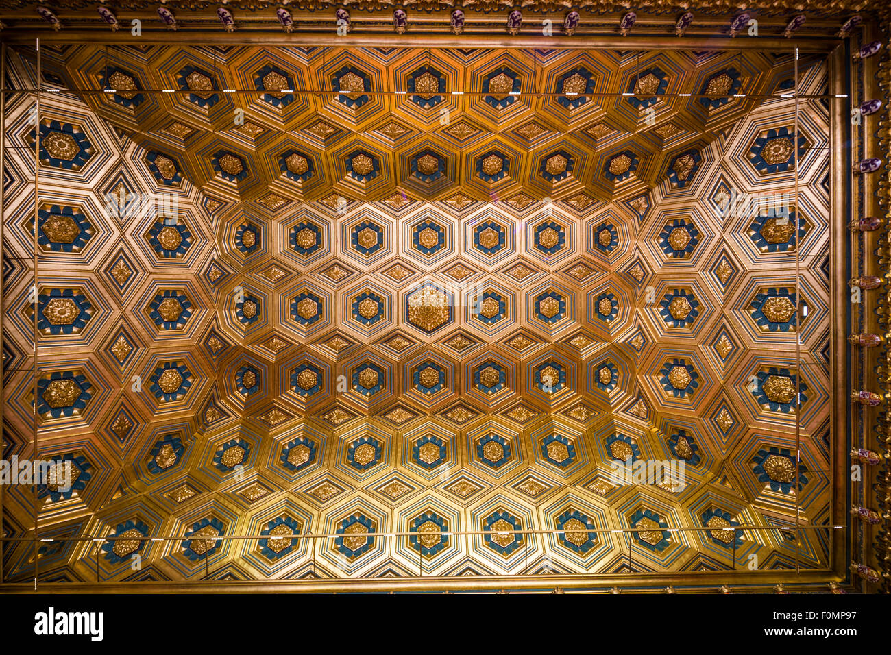 Artesonado ceiling hi-res stock photography and images - Alamy