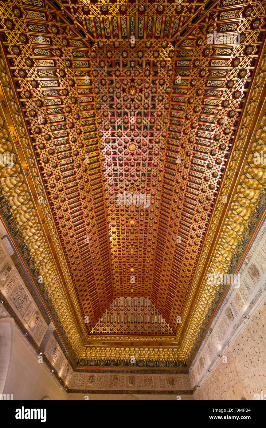 Artesonado ceiling hi-res stock photography and images - Alamy