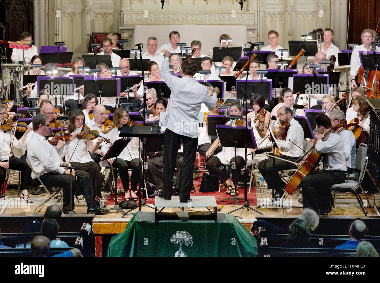 Christopher Wilkins conducts the Boston Landmarks Orchestra at Emmanuel ...