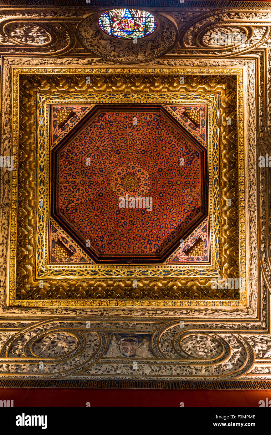 Artesonado ceiling hi-res stock photography and images - Alamy