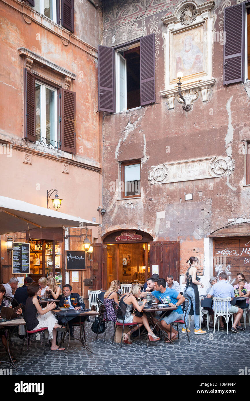 Outdoor restaurant, Rome, Italy Stock Photo - Alamy