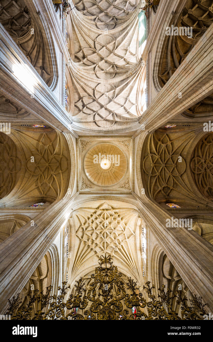 Church Architecture Transept High Resolution Stock Photography and ...