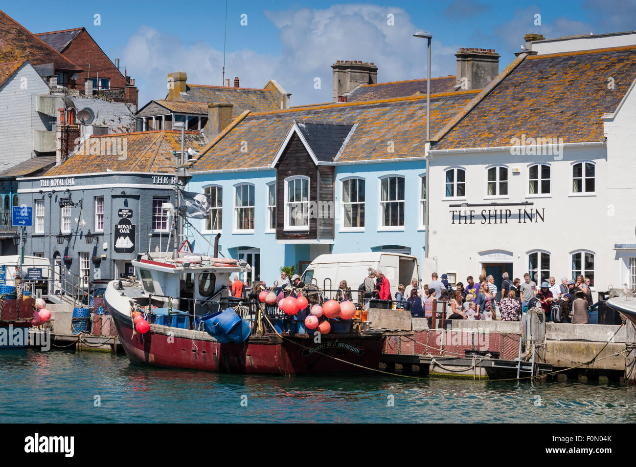 Weymouth dorset seaside resort hi-res stock photography and images - Alamy