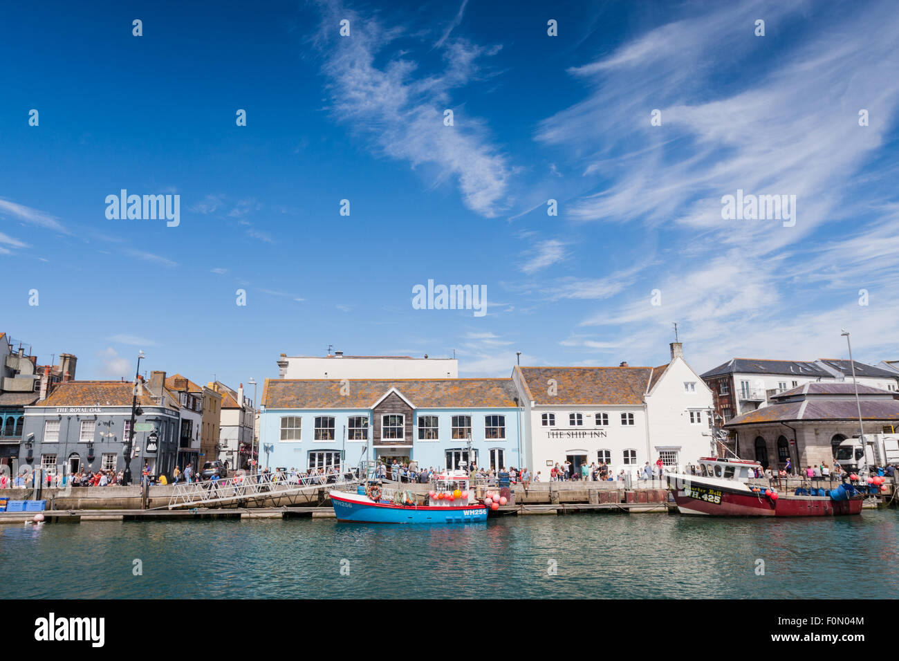 Weymouth dorset seaside resort hi-res stock photography and images - Alamy