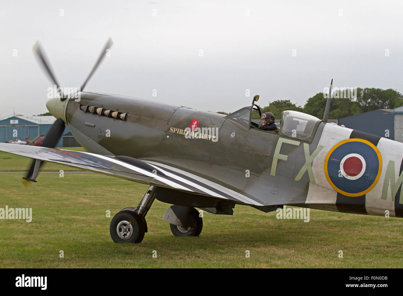 Spirit of kent spitfire hi-res stock photography and images - Alamy