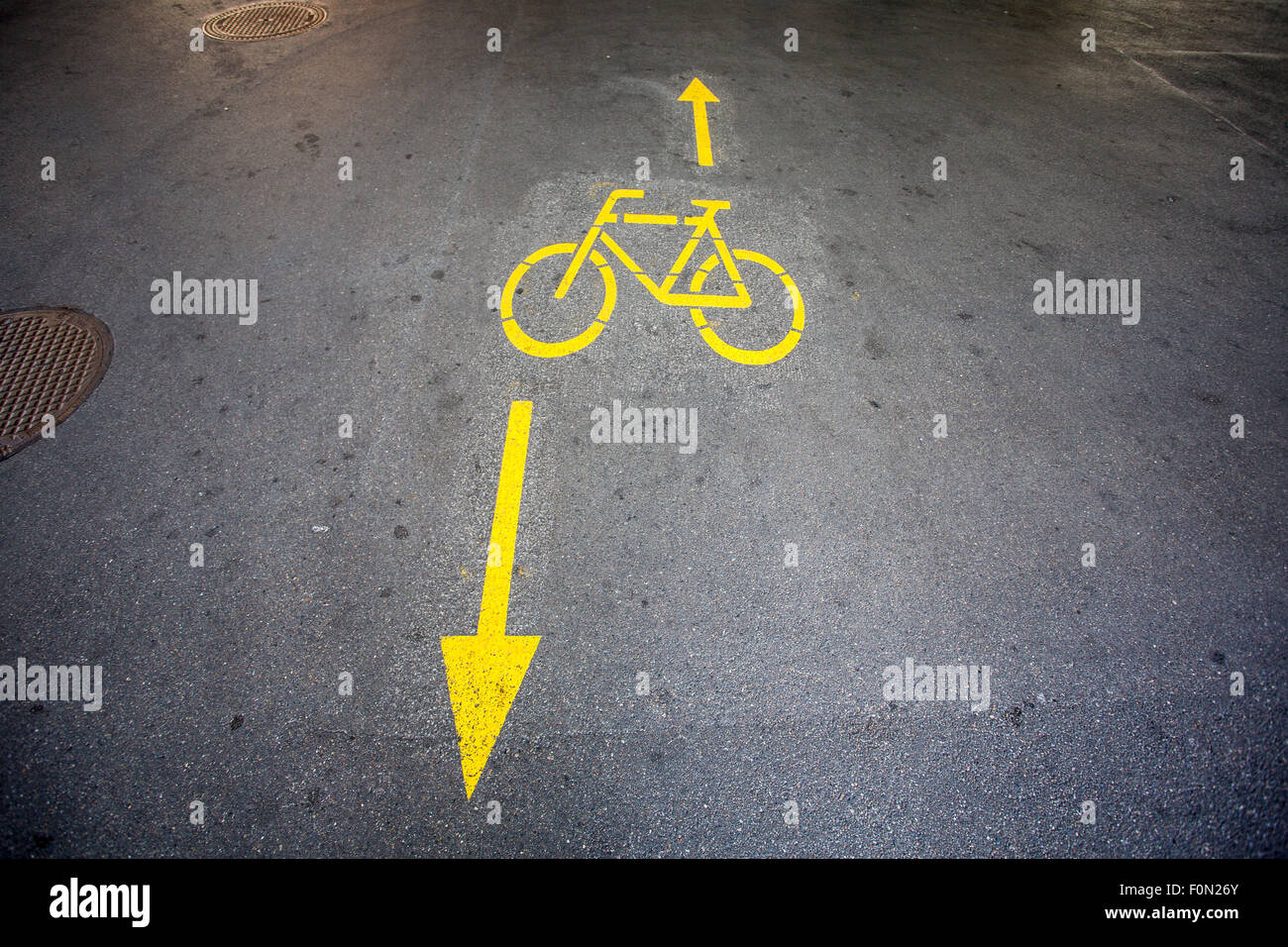 Indication road sign hi-res stock photography and images - Alamy