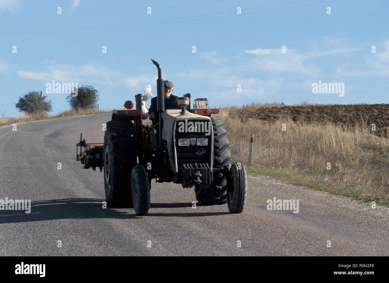 Turkey driving hi-res stock photography and images - Alamy