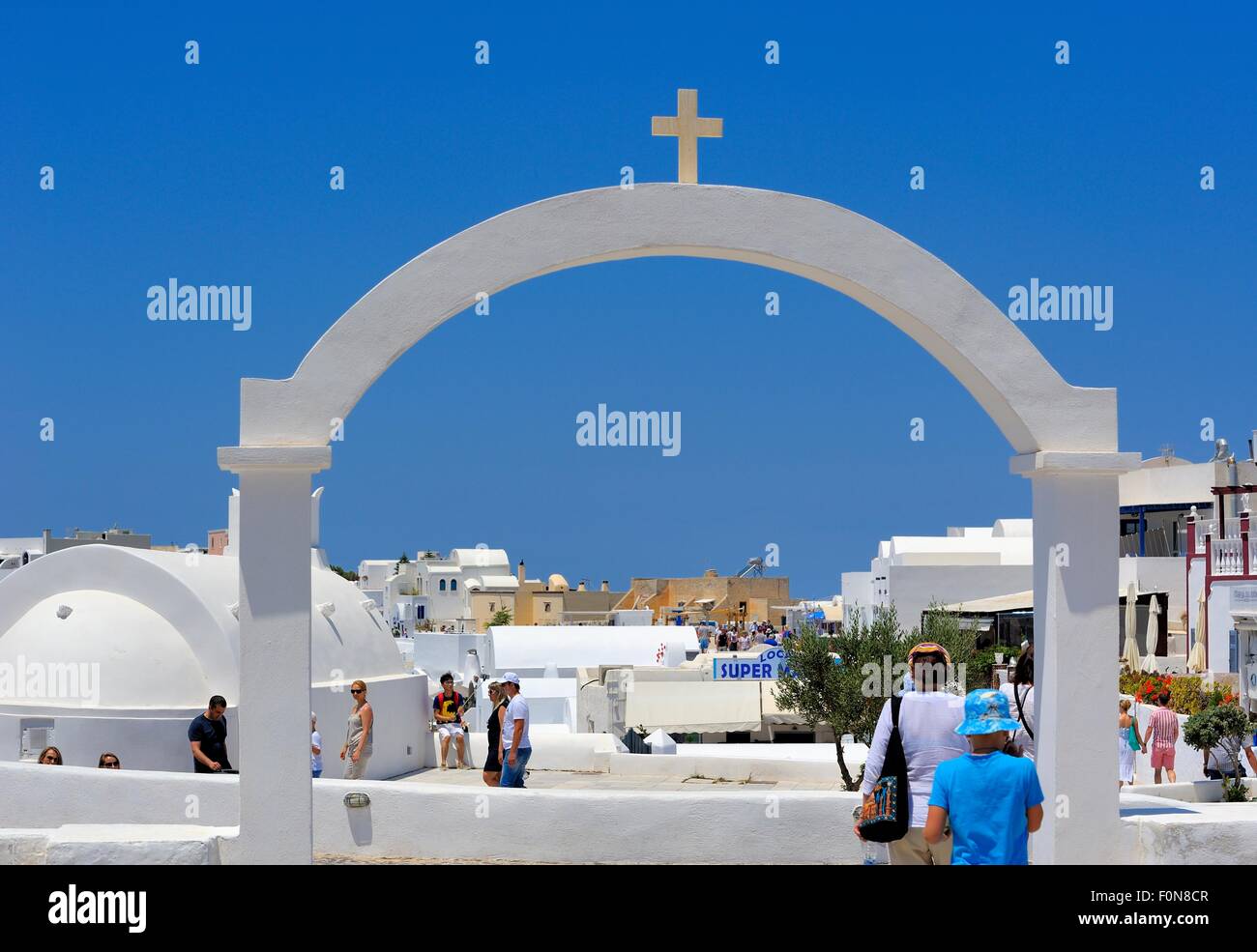 Arch cross hi-res stock photography and images - Alamy