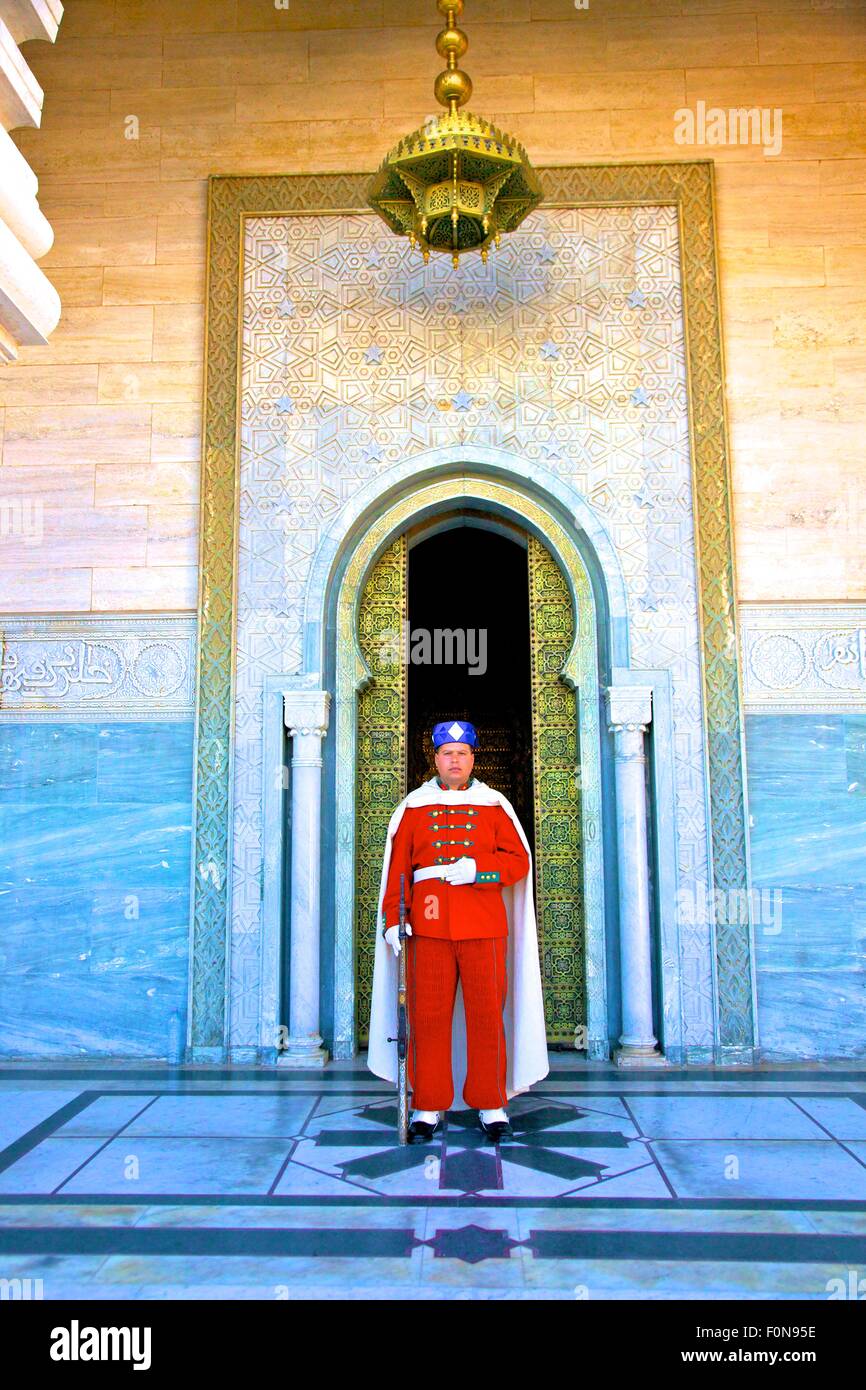 Moroccan royal guards hi-res stock photography and images - Alamy
